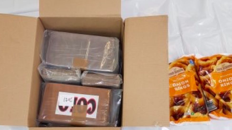 Lorry driver cleared of £33m onion ring cocaine smuggling - BBC News