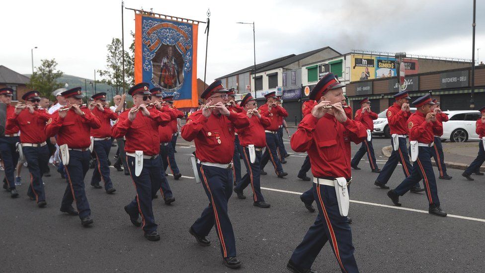 Orange Order parades in Ardoyne and Drumcree restricted by commission ...