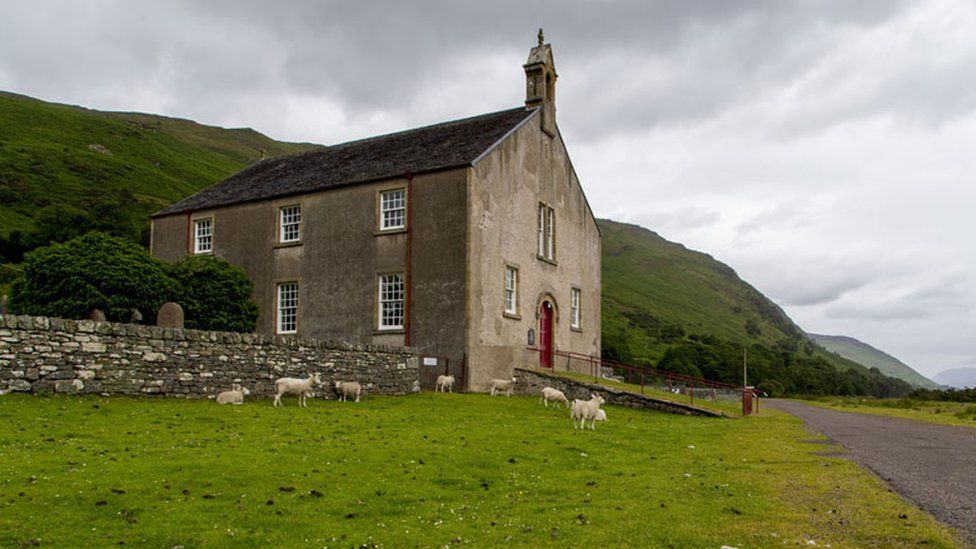 Offer accepted for historic Clachan Lochbroom church - BBC News