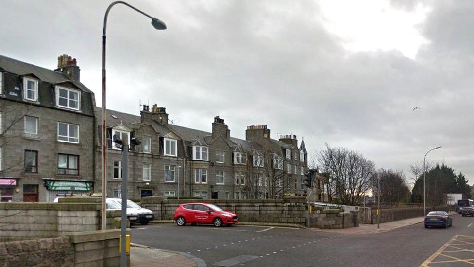 Man seriously hurt after hit-and-run in Aberdeen - BBC News