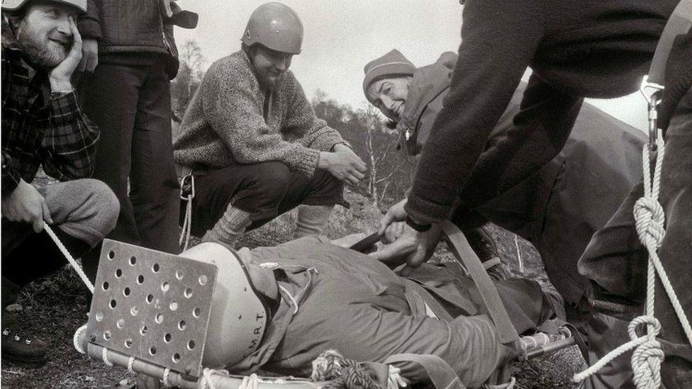 The woman who blazed a trail in mountain rescue - BBC News