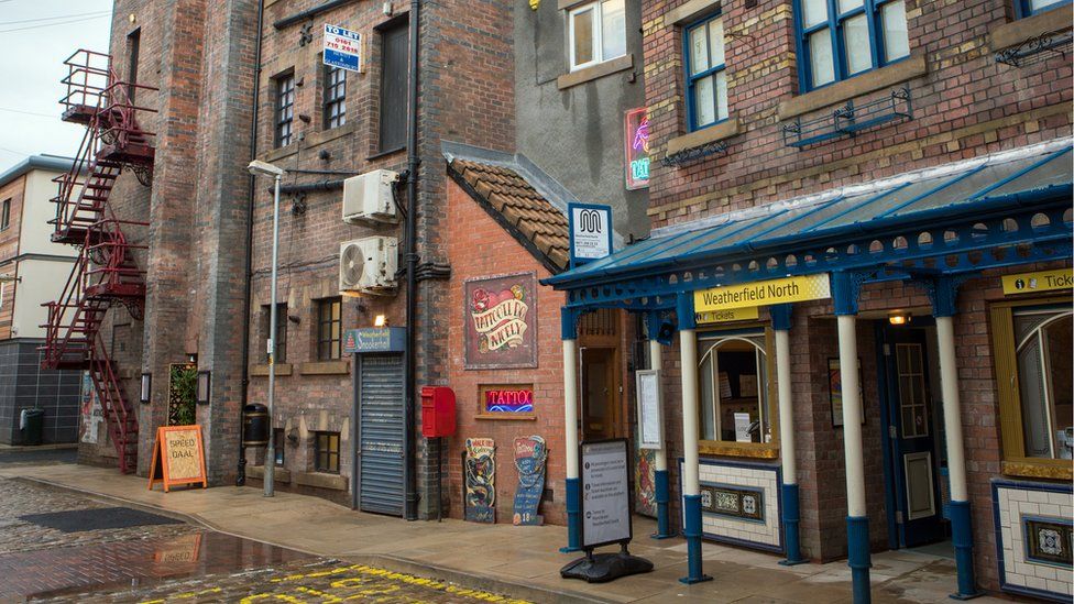 Coronation Street unveils new on-set memorial to Manchester Arena ...