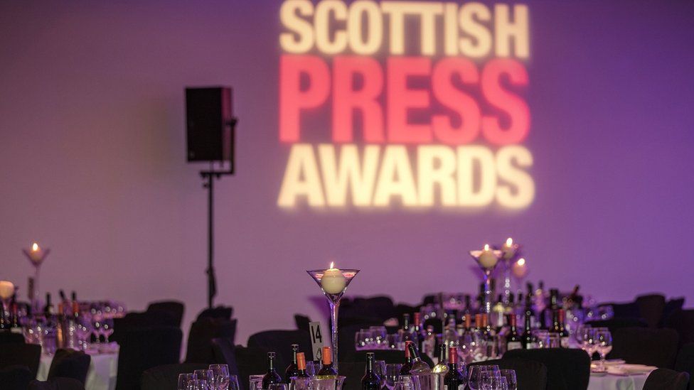The Daily Record is named Scottish newspaper of the year - BBC News