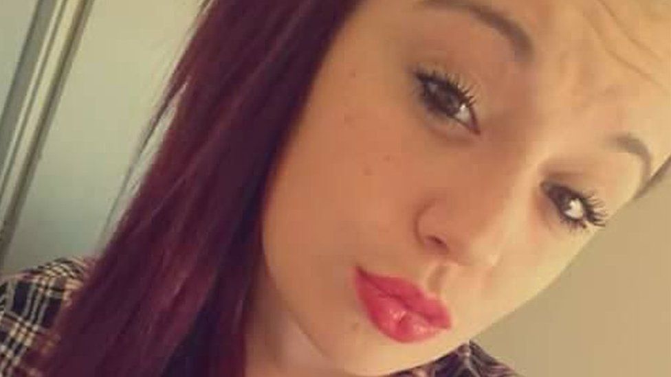 Sarah Clayton was a 'brilliant friend' and 'wonderful mum' - BBC News