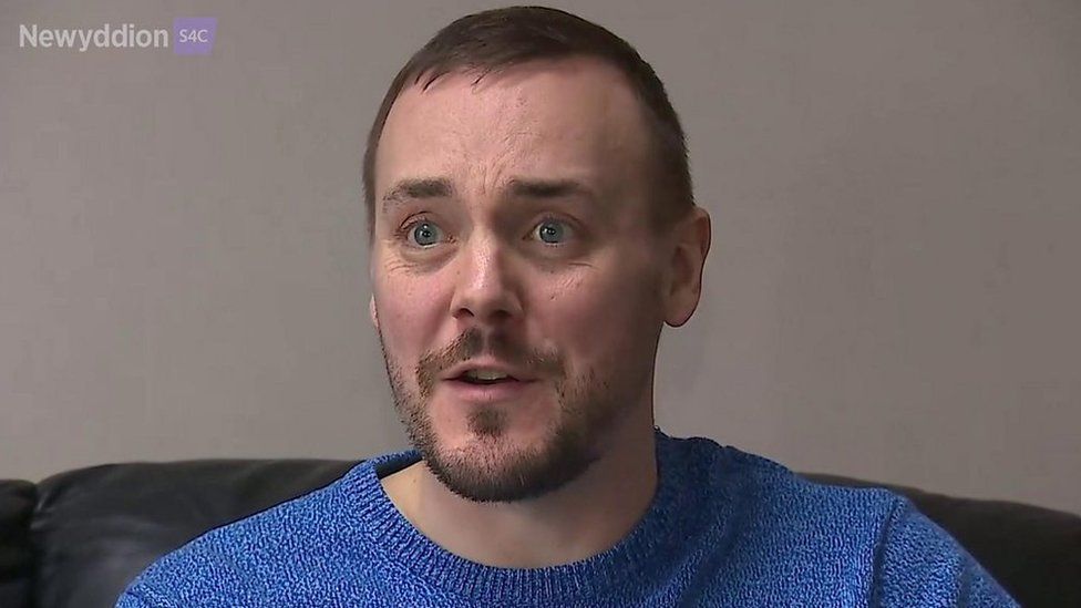 Cymru'n codi £6.5m i apêl ddyngarol Wcráin - BBC Cymru Fyw Cymru'n codi £6.5m i apêl ddyngarol Wcráin - BBC Cymru Fyw