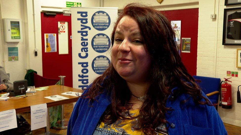 Eisteddfodau lleol: 'Tro ar fyd' wrth i'r cystadlu ddychwelyd - BBC ...