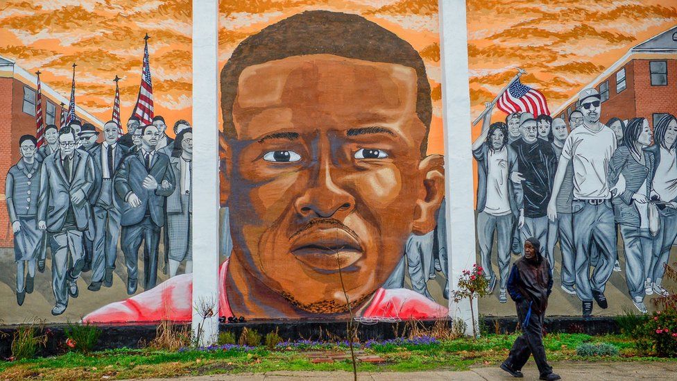 Freddie Gray case: Police officer 'must testify' in colleagues' cases ...