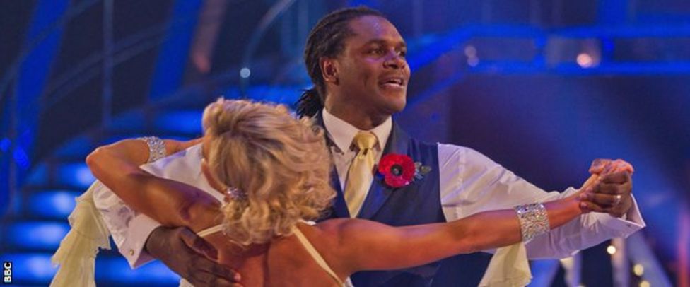 Strictly Come Dancing: Anthony Ogogo cannot box until December - BBC Sport