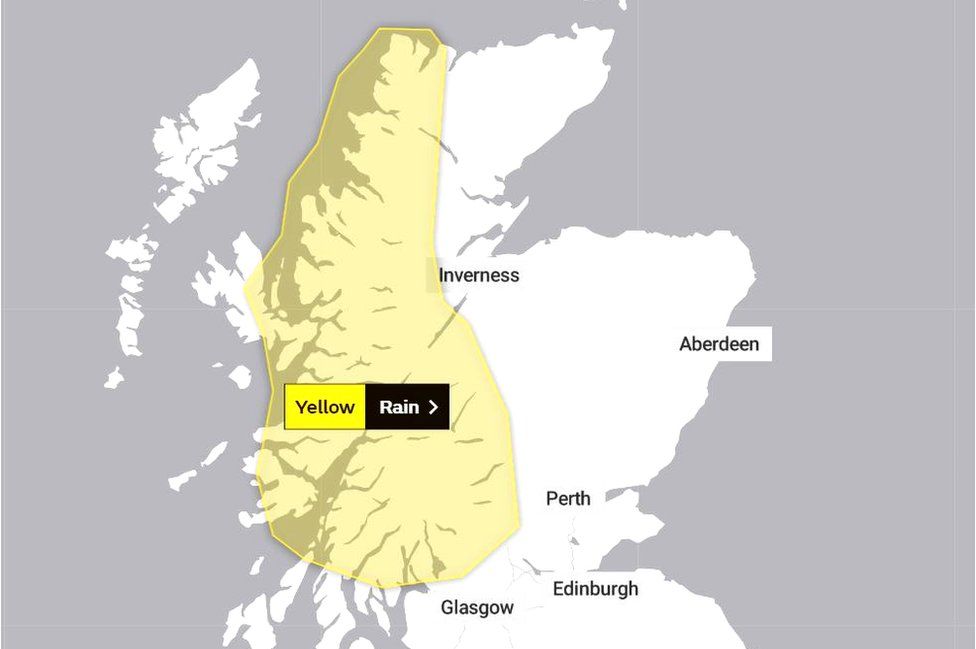 Warnings as storm Bella moves in on Scotland - BBC News