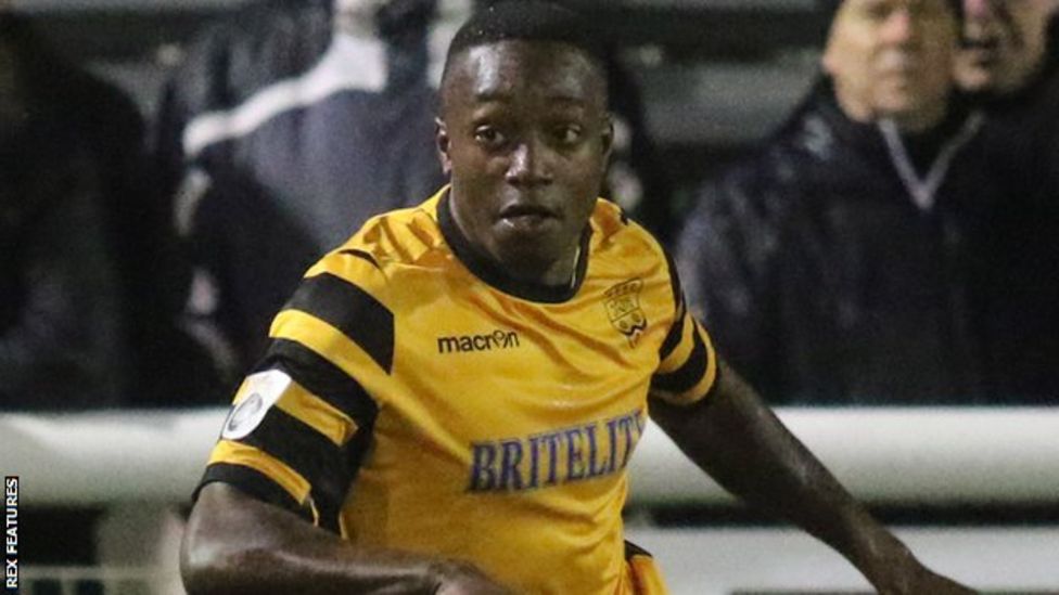 Maidstone: Jamar Loza and Seth Nana Twumasi agree new contracts - BBC Sport