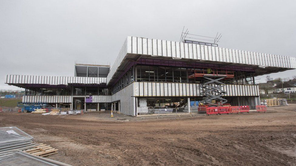 New Jedburgh campus name to be decided by vote - BBC News