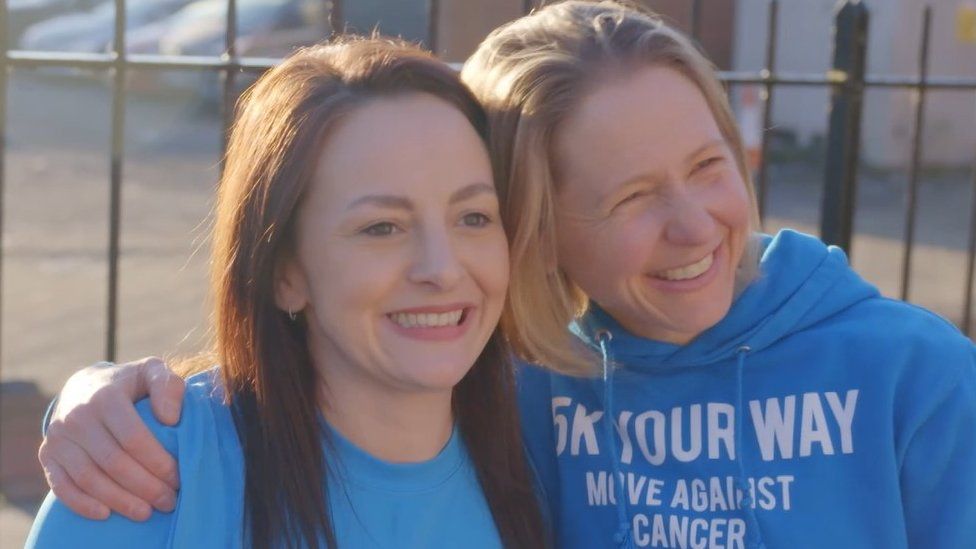 Jessica Ennis-Hill: Runners surprised on The One Show - BBC News