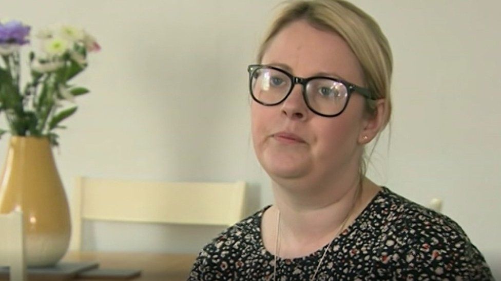 Leah Heyes: Mother to continue campaign to change drug laws - BBC News