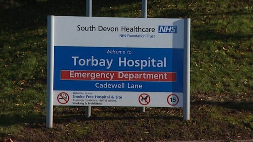 Former South Devon NHS boss denies £20k fraud - BBC News