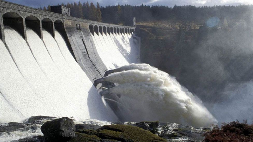 Rio Tinto smelter to be sold in deal worth £330m - BBC News