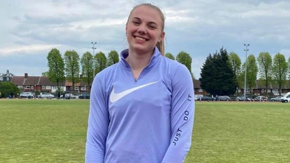 Alisha Rees breaks Helen Golden's 48-year Scottish 100m record - BBC Sport