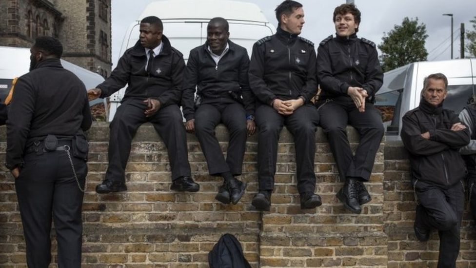 Lindholme Prison: Policing perimeter 'virtually impossible' - BBC News