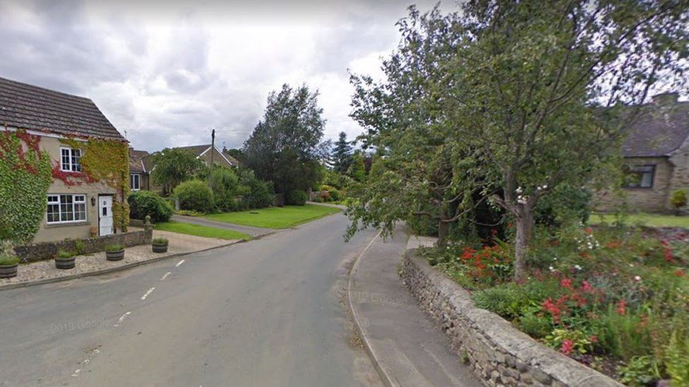 Woman in late 60s died in Knaresborough house fire - BBC News