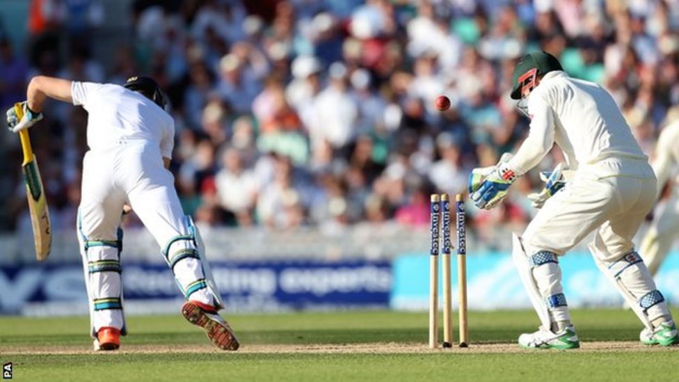 Ashes 2015: Geoffrey Boycott angry at England against Australia - BBC Sport