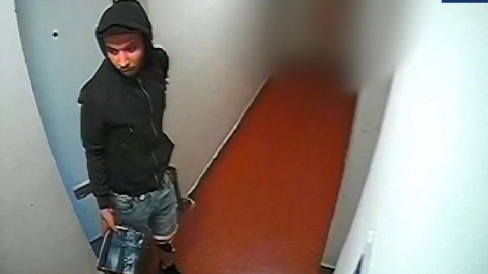 Reading stabbings: Man motivated by 'religious jihad' - BBC News