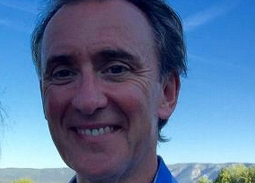 Tributes to Leeds paediatrician killed in Lakes bike accident - BBC News