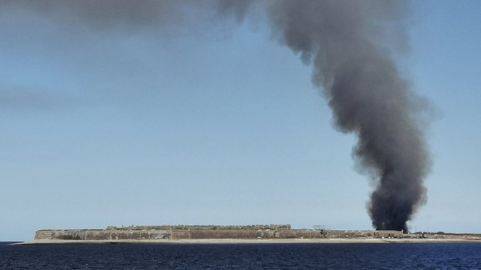 Wildfire breaks out during army training at fort - BBC News