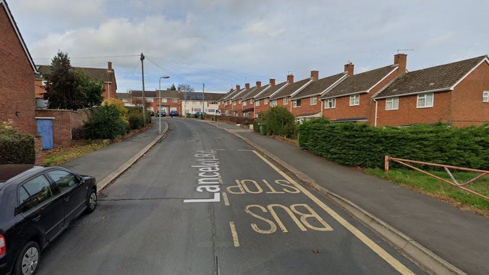 Three bailed after Exeter attempted murder arrests - BBC News