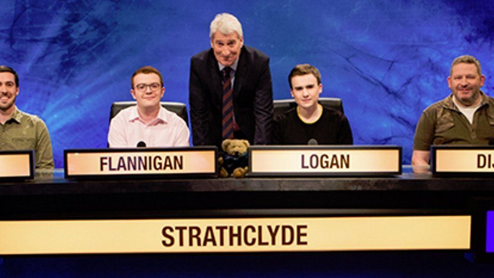 Starter for 10: Can Alasdair win University Challenge? - BBC News