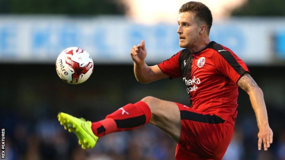 Conor Henderson: Crawley Town midfielder extends contract - BBC Sport