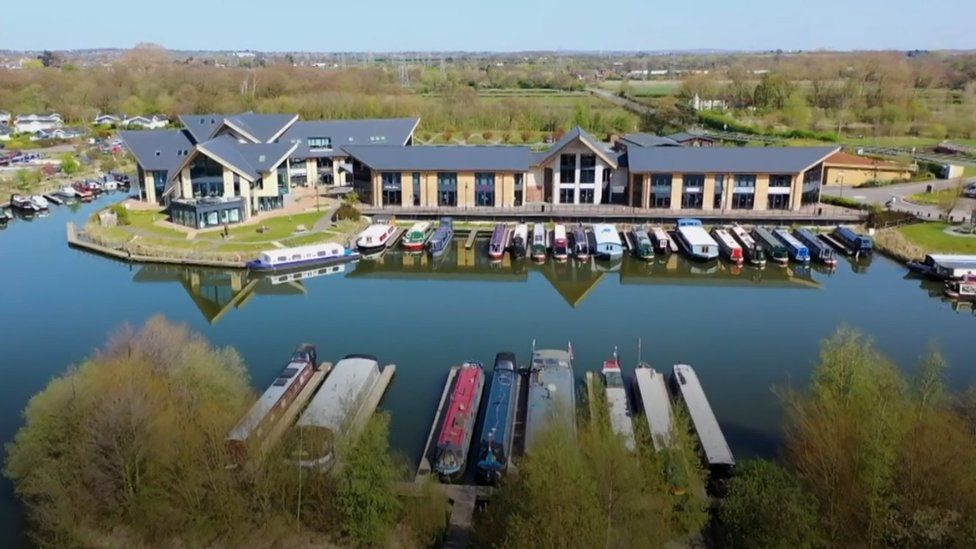 Covid-19: Police fine naked man found sitting in parked car - BBC News