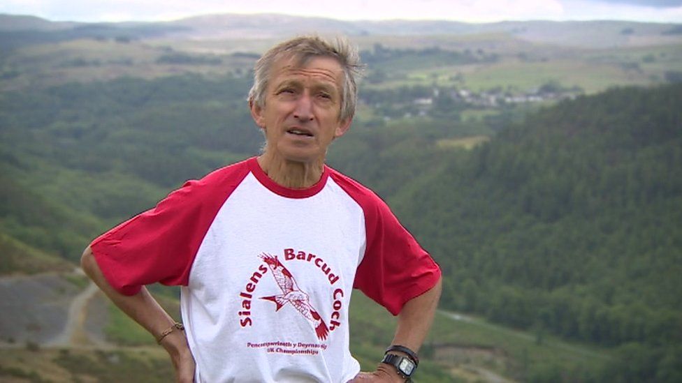 Dathlu 20 mlynedd o rasys llwybr heriol wedi strôc sylfaenydd - BBC ...