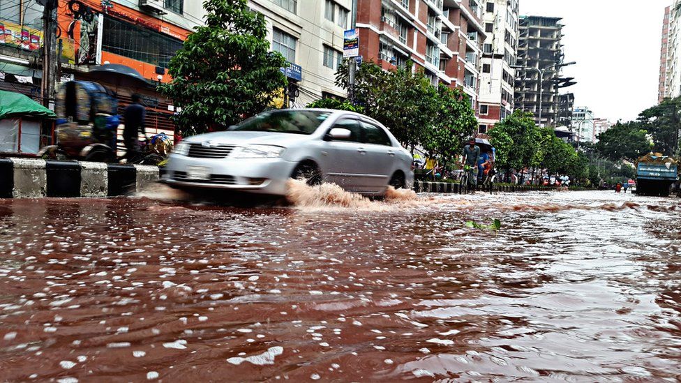 Dhaka flooding: Why are there 'rivers of blood' at Eid? - BBC News