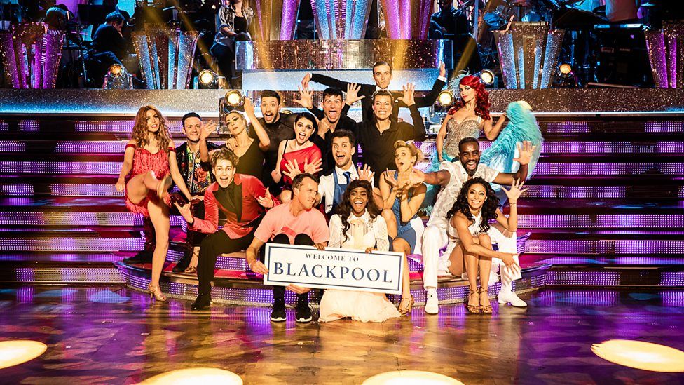 Blackpool Tower Ballroom floor brought back to 'phenomenal' best - BBC News