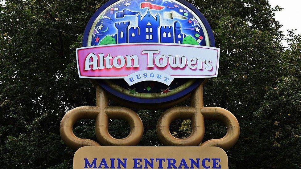 Alton Towers could open year-round in tourism plan - BBC News