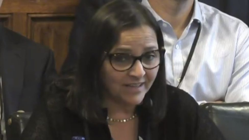 Manchester Arena bomb victim's mum says she is broken - BBC News