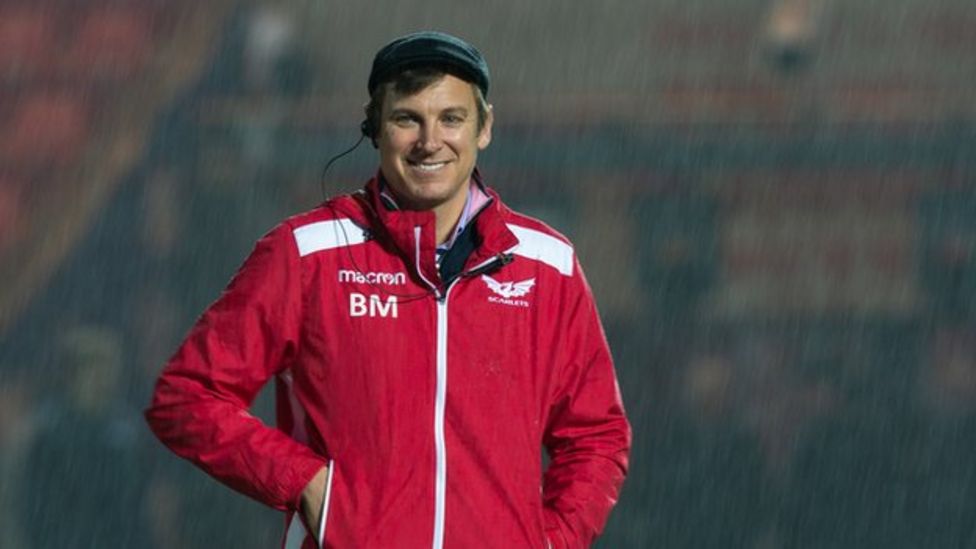 Brad Mooar: Scarlets head coach explains New Zealand departure - BBC Sport
