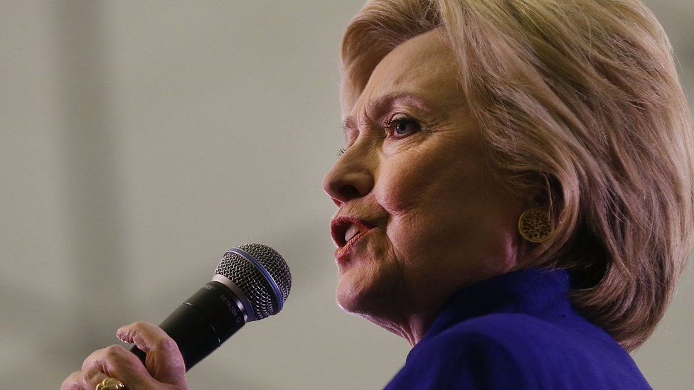 US election 2016: Can Clinton win over Republican moderates? - BBC News