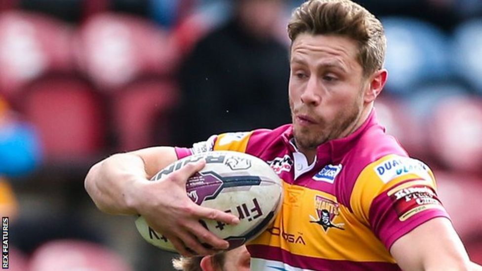 Kyle Wood: Wakefield Trinity re-sign ex-Huddersfield Giants hooker ...