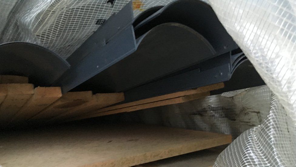 Two bowling alleys 'sat in storage' in Alderney - BBC News