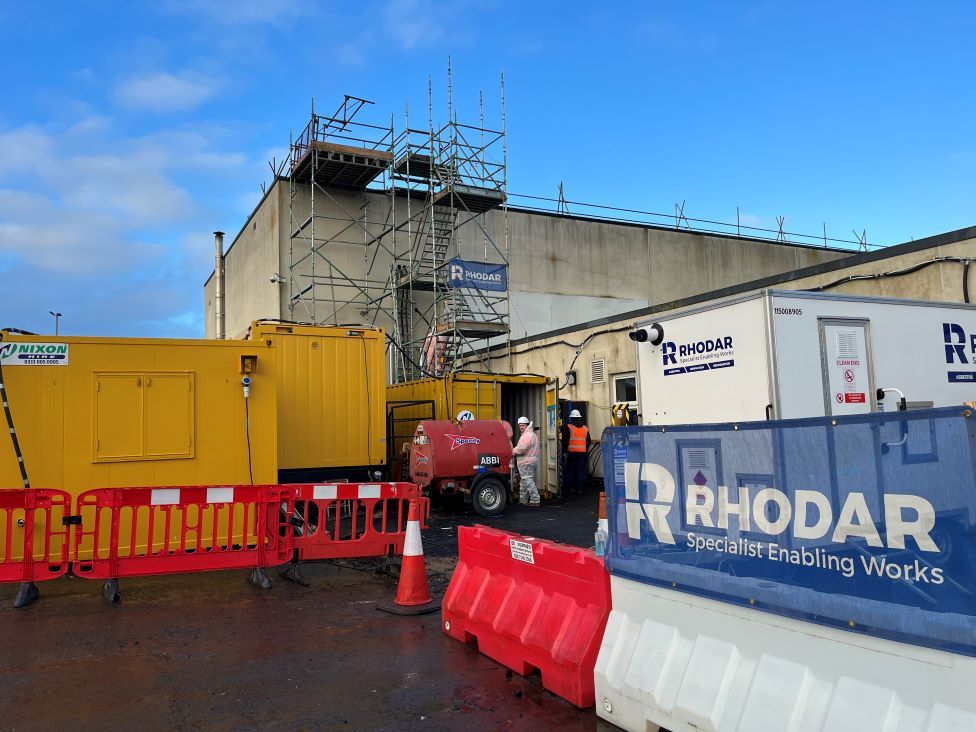 West Lothian Council 'can't afford' school's £35m Raac rebuild - BBC News