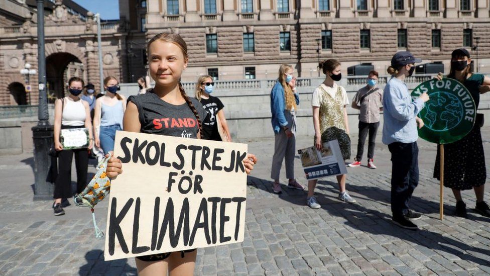 Climate strike: Greta Thunberg's Fridays for Future strike returns on ...