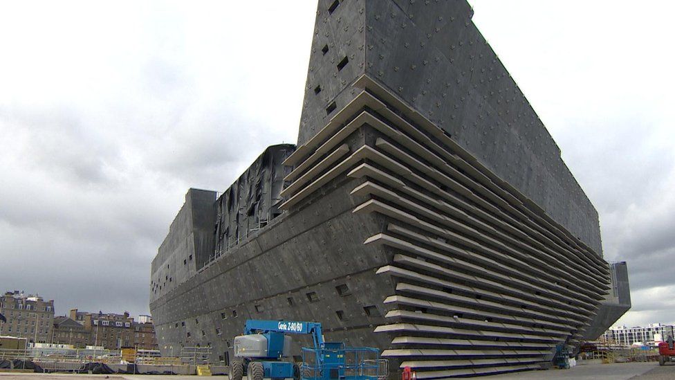 V&A Dundee construction hits major milestone - BBC News