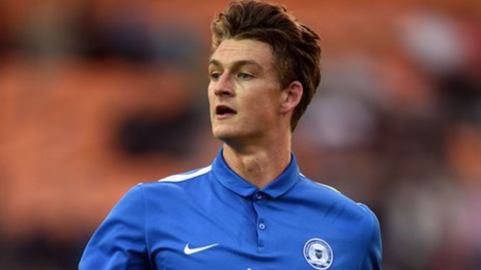 Andrew Fox: Stevenage sign Peterborough United left-back - BBC Sport