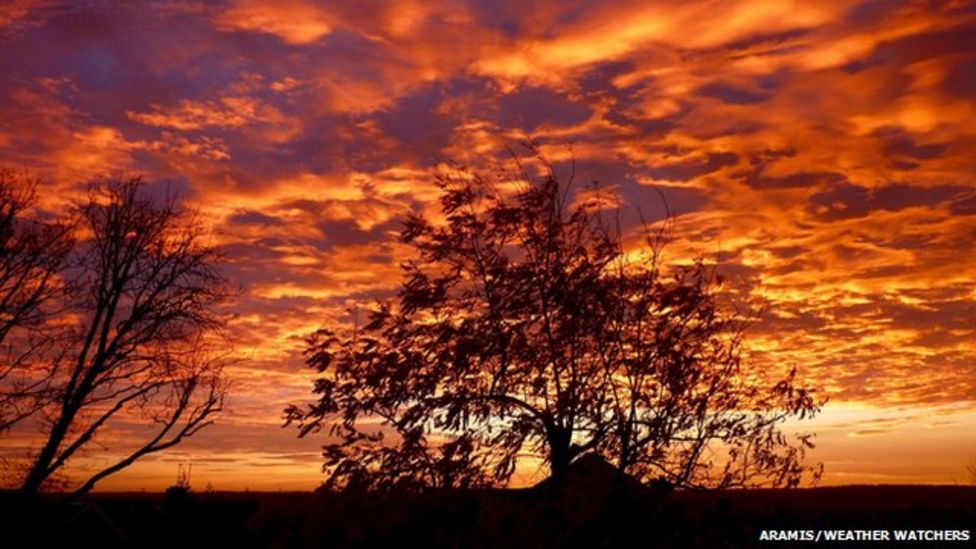 Pretty pink sunrise skies - BBC Weather