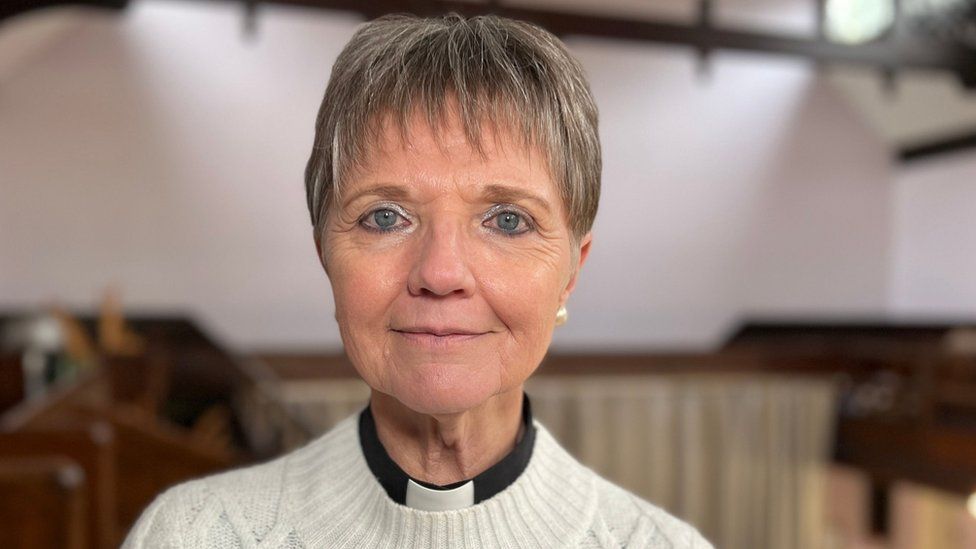 Cost of living: Boston warm space sees rising numbers - BBC News