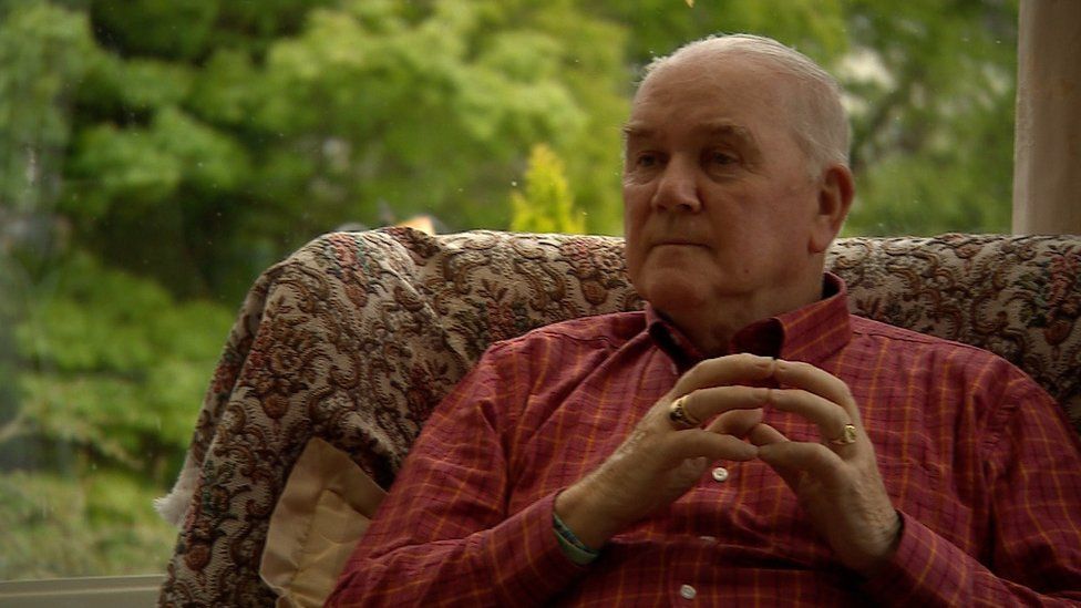 Penderfynu cau meddygfa Glantwymyn - BBC Cymru Fyw