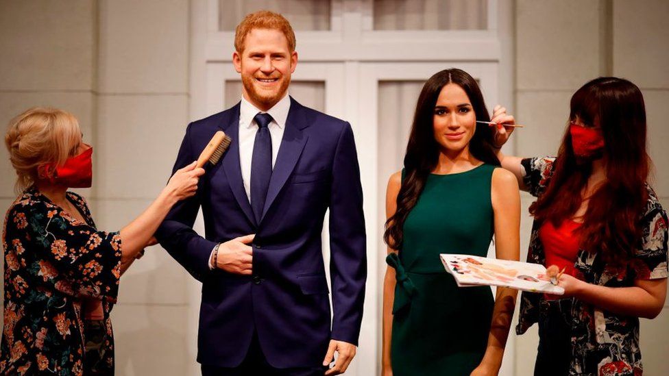 Madame Tussauds: Meghan and Harry waxworks moved - BBC Newsround