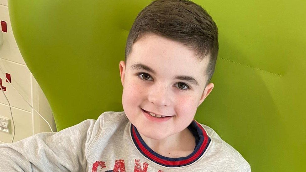 Coronavirus lockdown 'helps' Finley Hill after transplant - BBC News