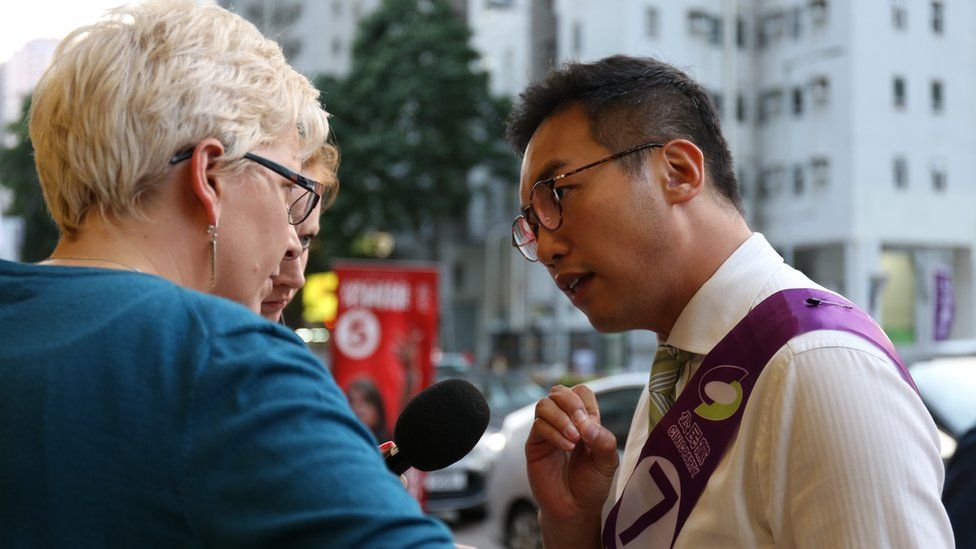 Frustration and fear in divided Hong Kong - BBC News