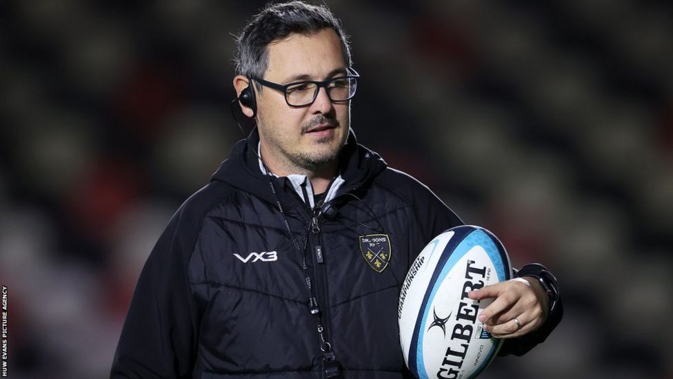 Boxing Day derbies: Welsh teams aim for festive bragging rights - BBC Sport